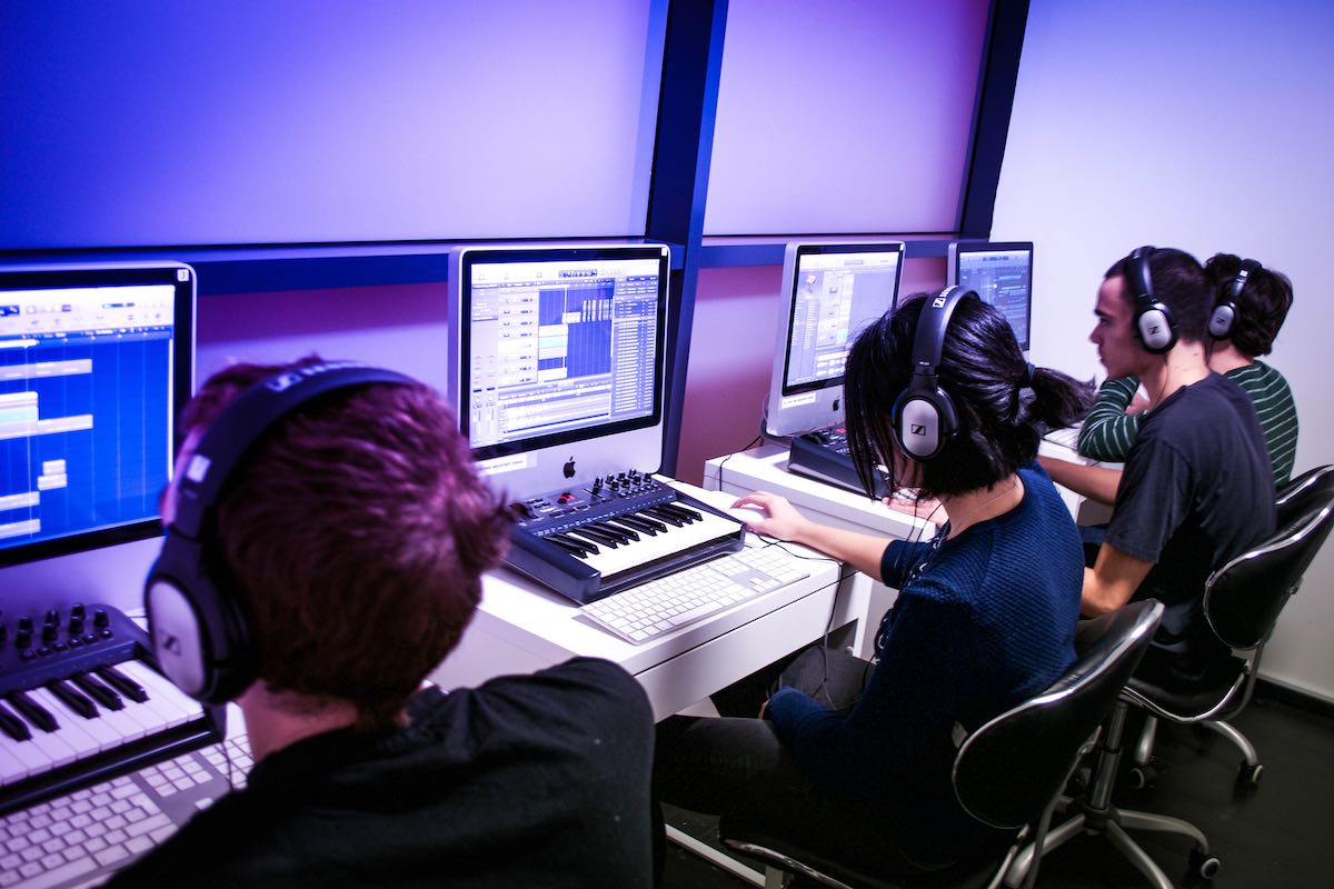 Logic x courses London Academy Of Music Production logic-x-courses-london-academy-of-music-production
